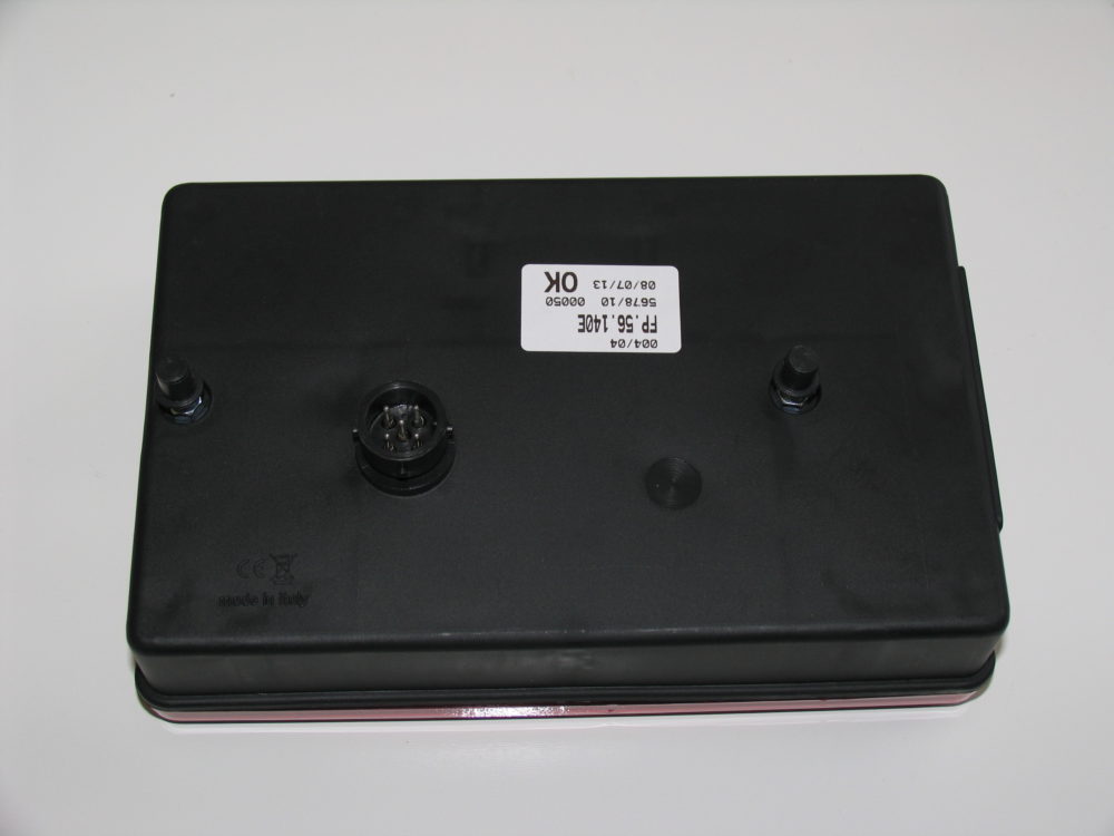 AJBA FP40 RIGHT HAND LIGHT PLUG-IN - Slipstream Trailer Parts