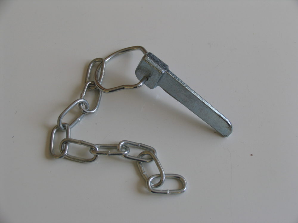 FLAT COTTER PIN WITH CHAIN - Slipstream Trailer Parts